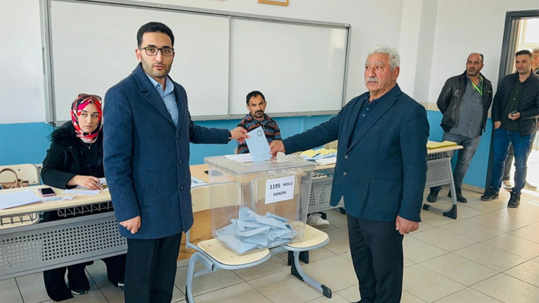 Başkan Adayı İrven oyunu kullandı